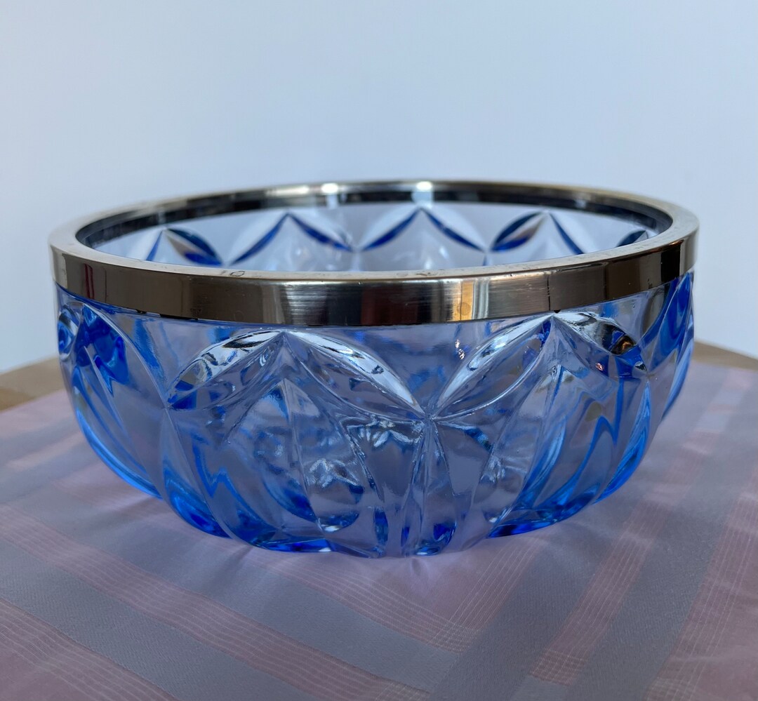 Vintage Beautiful Heavenly Blue Etched Glass Bowl Centerpiece Silver ...