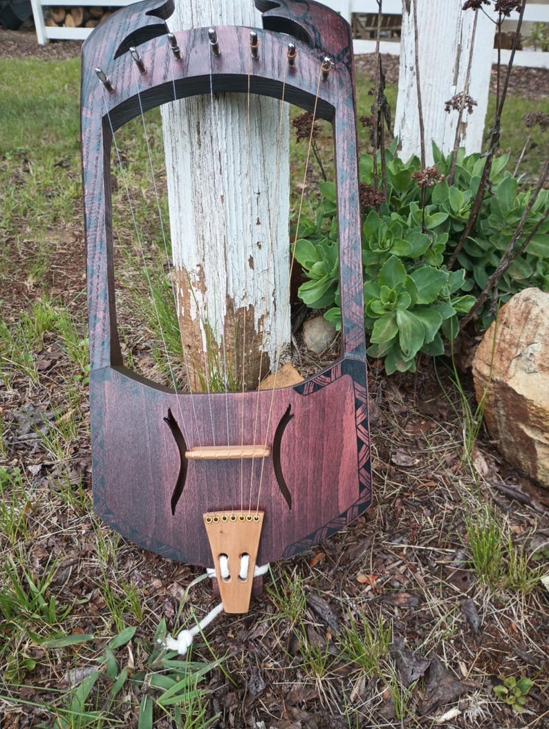 Snakepit Poetry" 7 String Lyre - Etsy