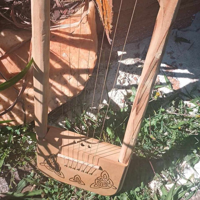 Lyre - Etsy