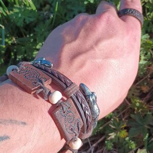 Druid Charm 5 Tile Walnut-bone Swirl Bracelet - Etsy