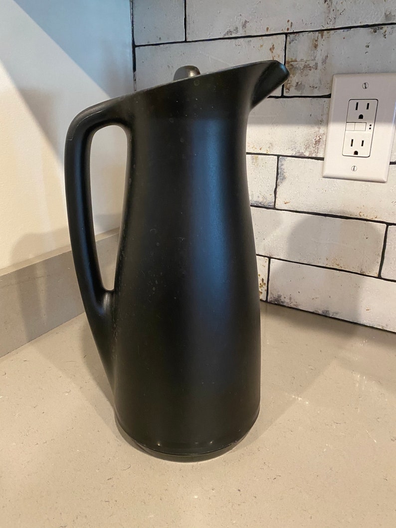 Tupperware Thermotup 1L Thermal Pitcher Carafe - Keeps Tea/coffee HOT ...