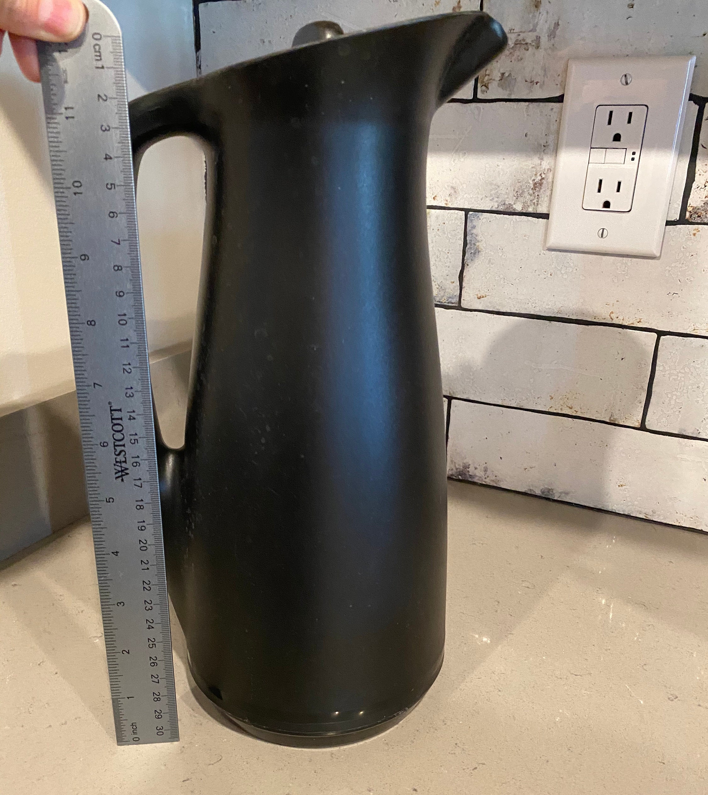 Tupperware Thermotup 1L Thermal Pitcher Carafe - Keeps Tea/coffee HOT ...