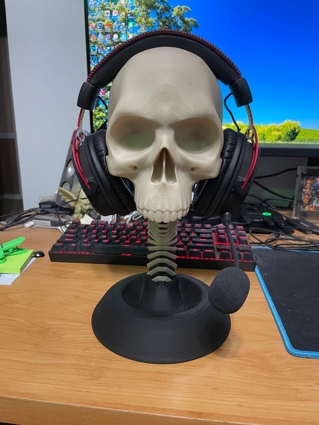 Skull and Vertebrae Headphone Stand - Etsy