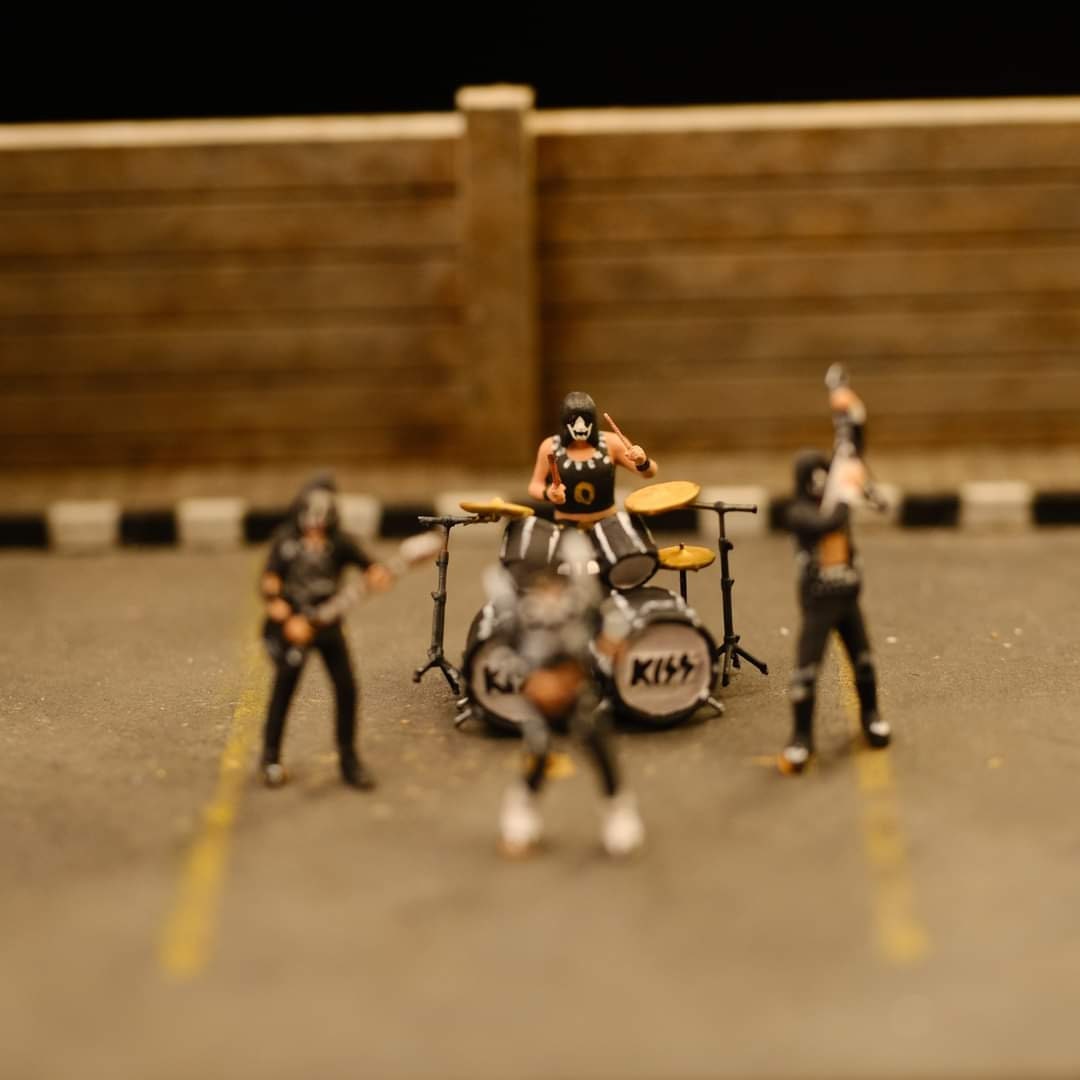 Miniatures Custom Figures KISS Band V1 1/64 & 1/87, HO Scale Not ...