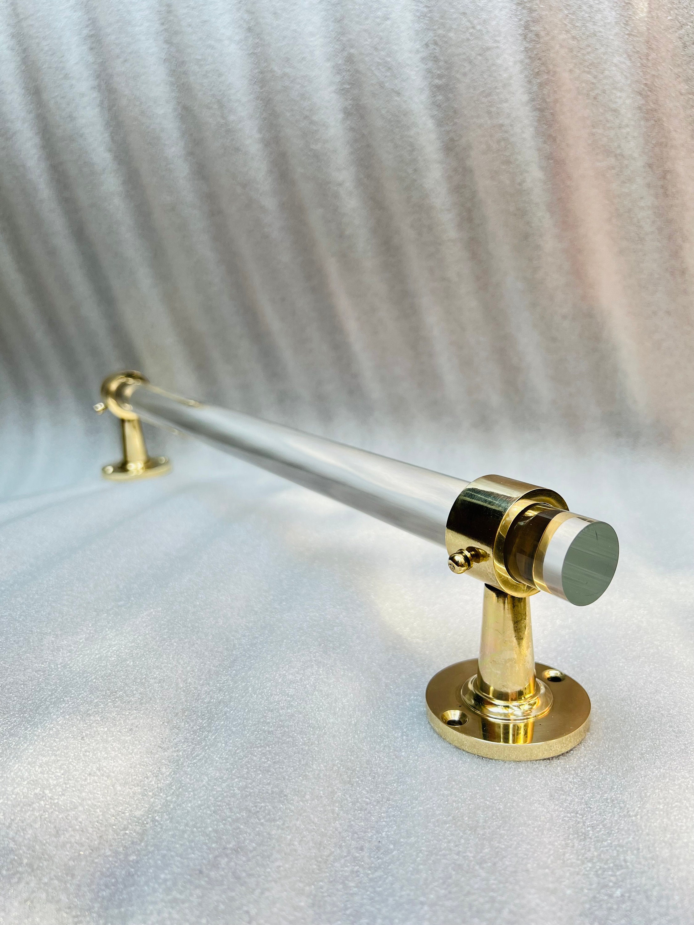 Lucite Towel Bar – Modern Towel Rack Made From Quality Brass Material ...