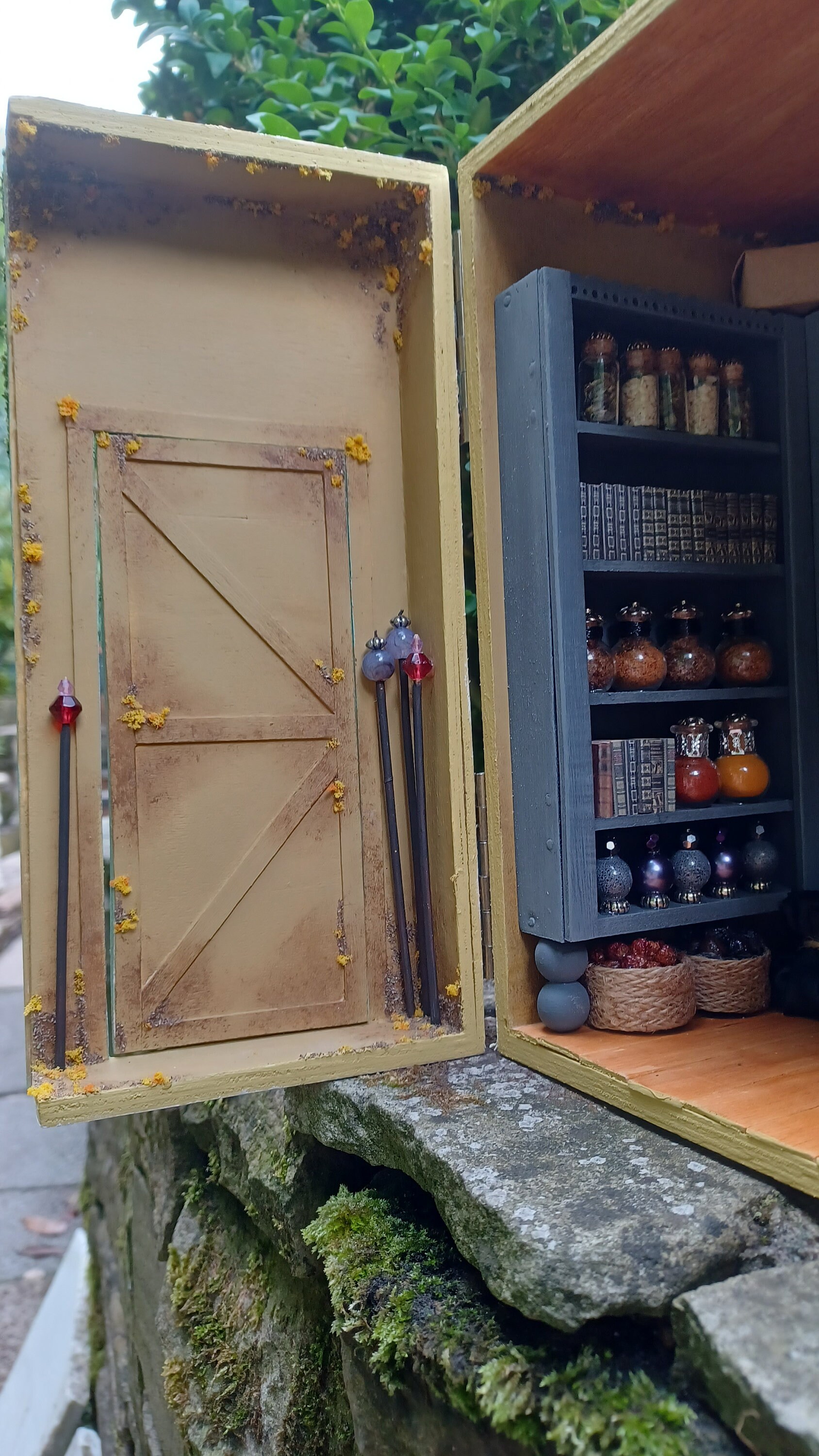 Miniature Witch House, Witch Potion Room, Witch Magic Shop, Wizard House, Witch Dresser, Potion ...