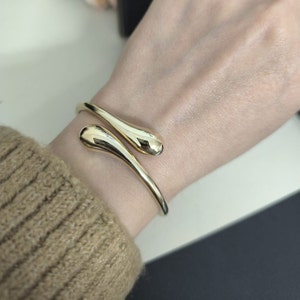 Drop Bangle* 14K Gold Drop Hinged Bangle for Women Everyday Jewelry ...