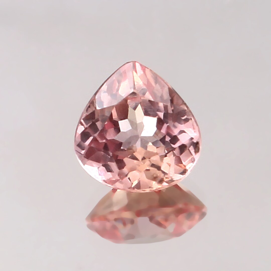 7.50 X 8MM Flawless Peach to Solomon Ceylon Padparadscha Sapphire Loose ...