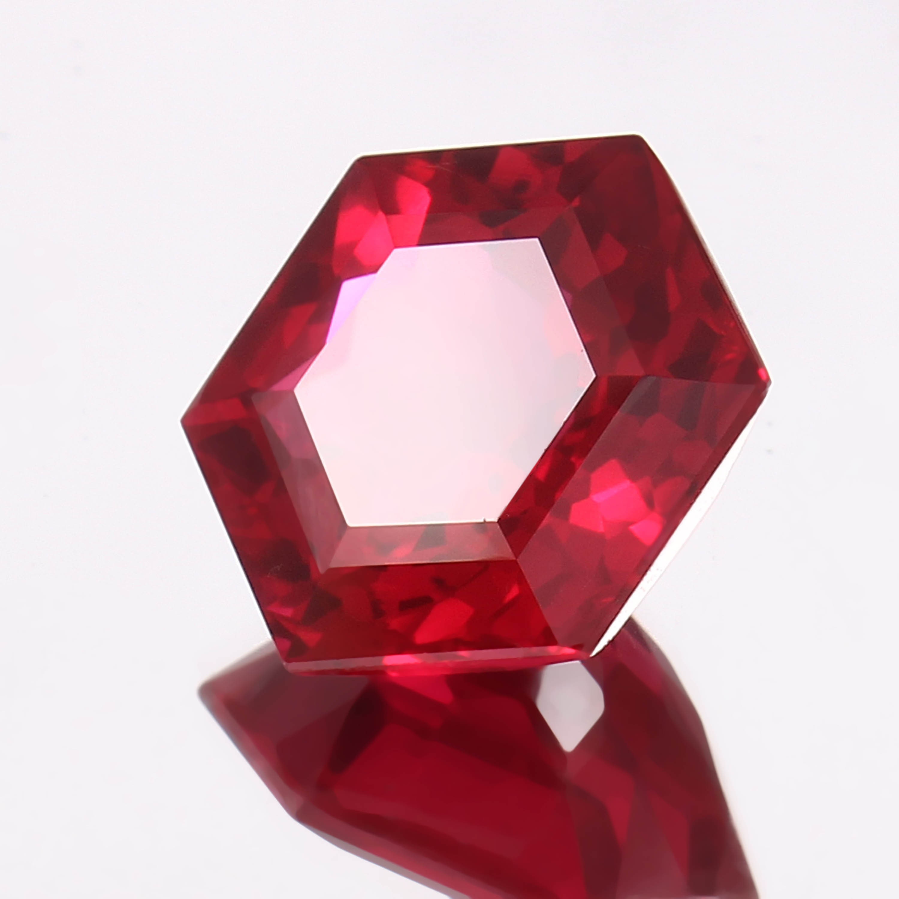 15 MM Red Blood Ruby Flawless Unique High-end Mozambique Pegion Red ...