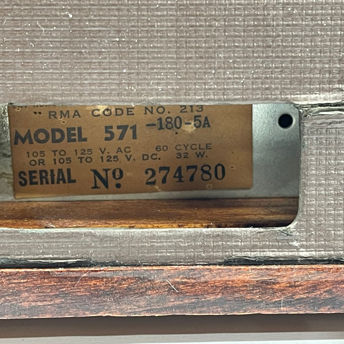 Detrola X Levis 1947 Tube Radio Model 571 - Etsy