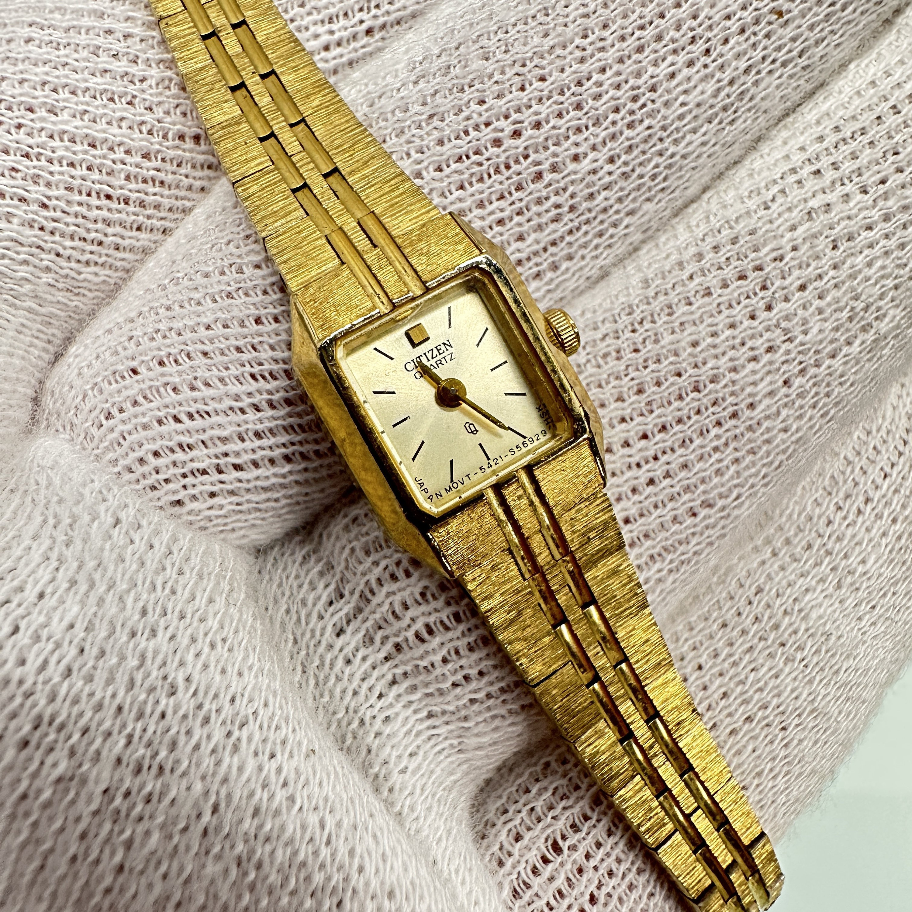 Quartz Watch Gold