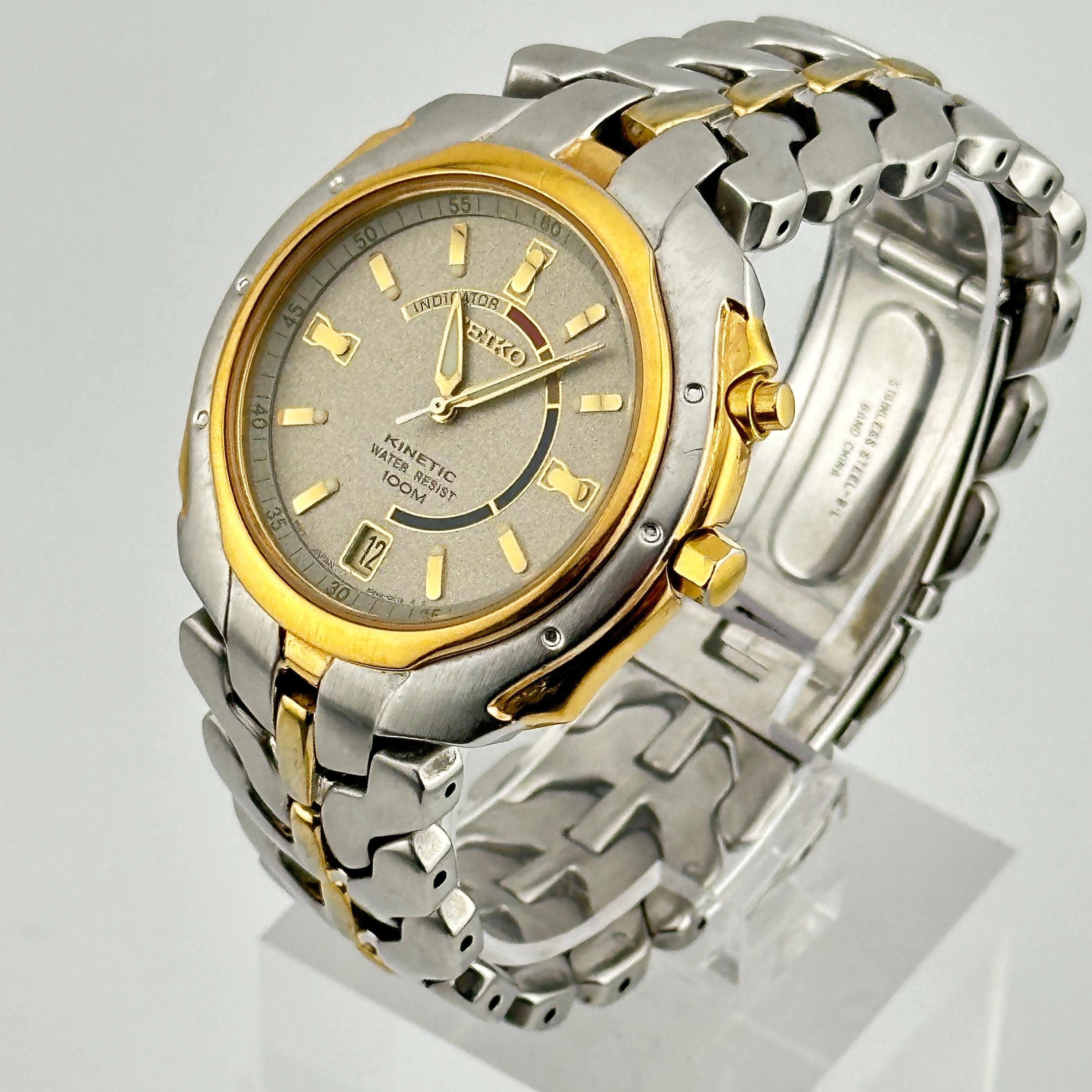 Seiko Kinetic Sports 100 Stainless & Gold Trim Watch With Seiko Kinetic Sports 100 Stainless & Gold Trim Watch With