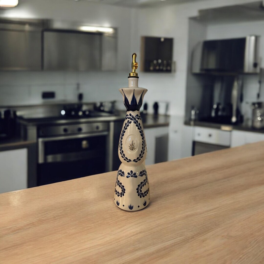 Handpainted Class Azul 750ml Olive Oil Dispenser - Etsy