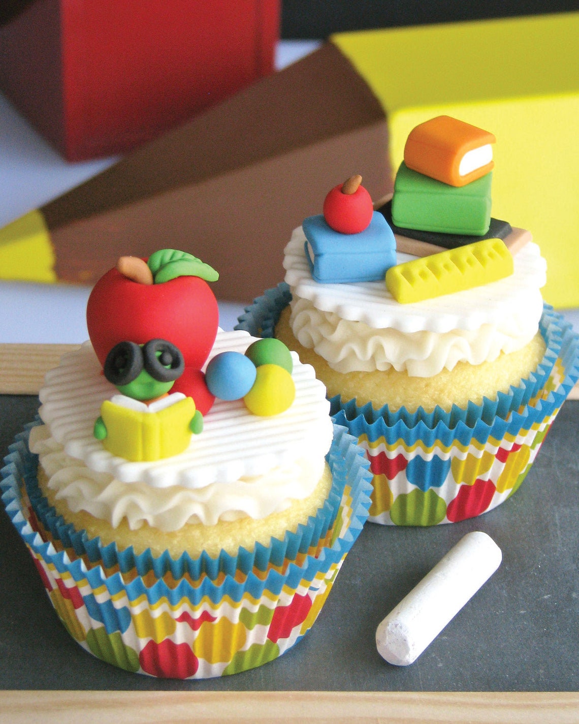 Sweet and Unique Cupcake Toppers: Over 80 Creative Fondant - Etsy