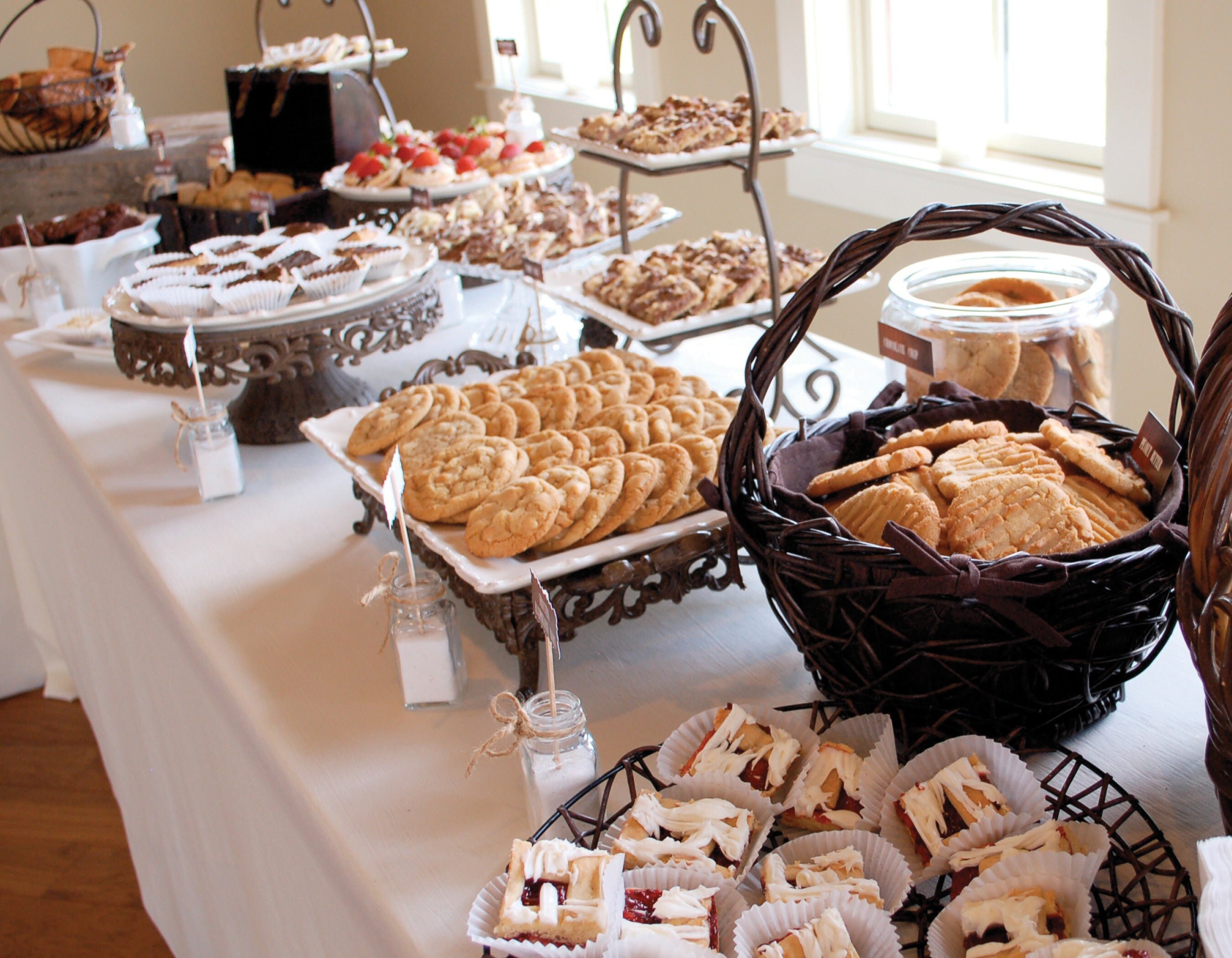 Finger Foods: Elegant Treats and Bite-sized Eats for Every Occasion - Etsy