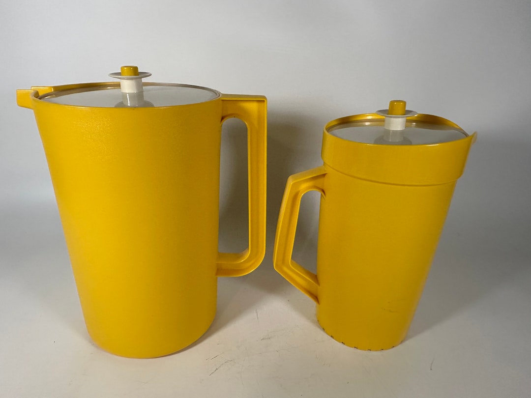 Vintage Tupperware Pitcher Set of 2 Yellow 1 Gallon 2 Quart - Etsy