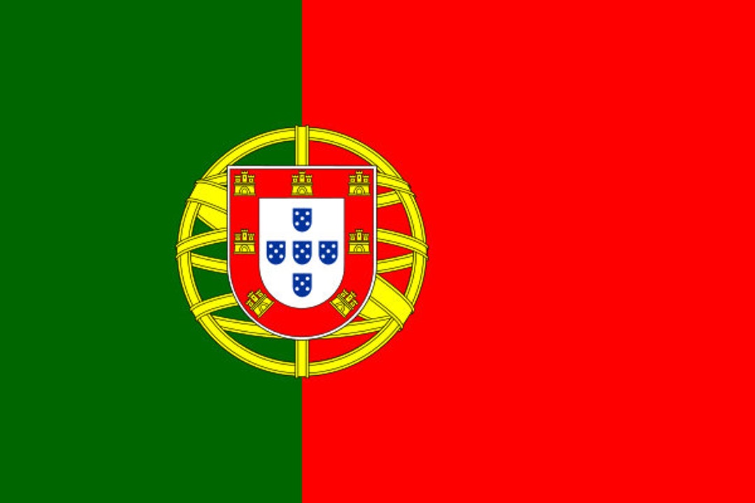 Portugal Flag Sticker Decal / Portuguese Republic / Esta é a Ditosa ...
