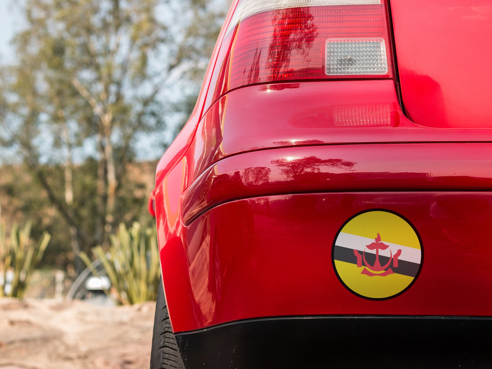 Brunei Flag Circle Sticker Decal - Etsy