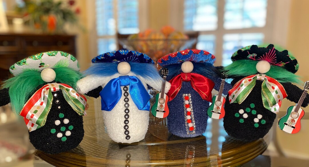 Mariachi Band Gnomes! Celebrating Cinco De Mayo With Mariachi Hat, Bow ...