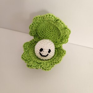 Amigurami Keychain- Clam With Pearl Keychain - Etsy