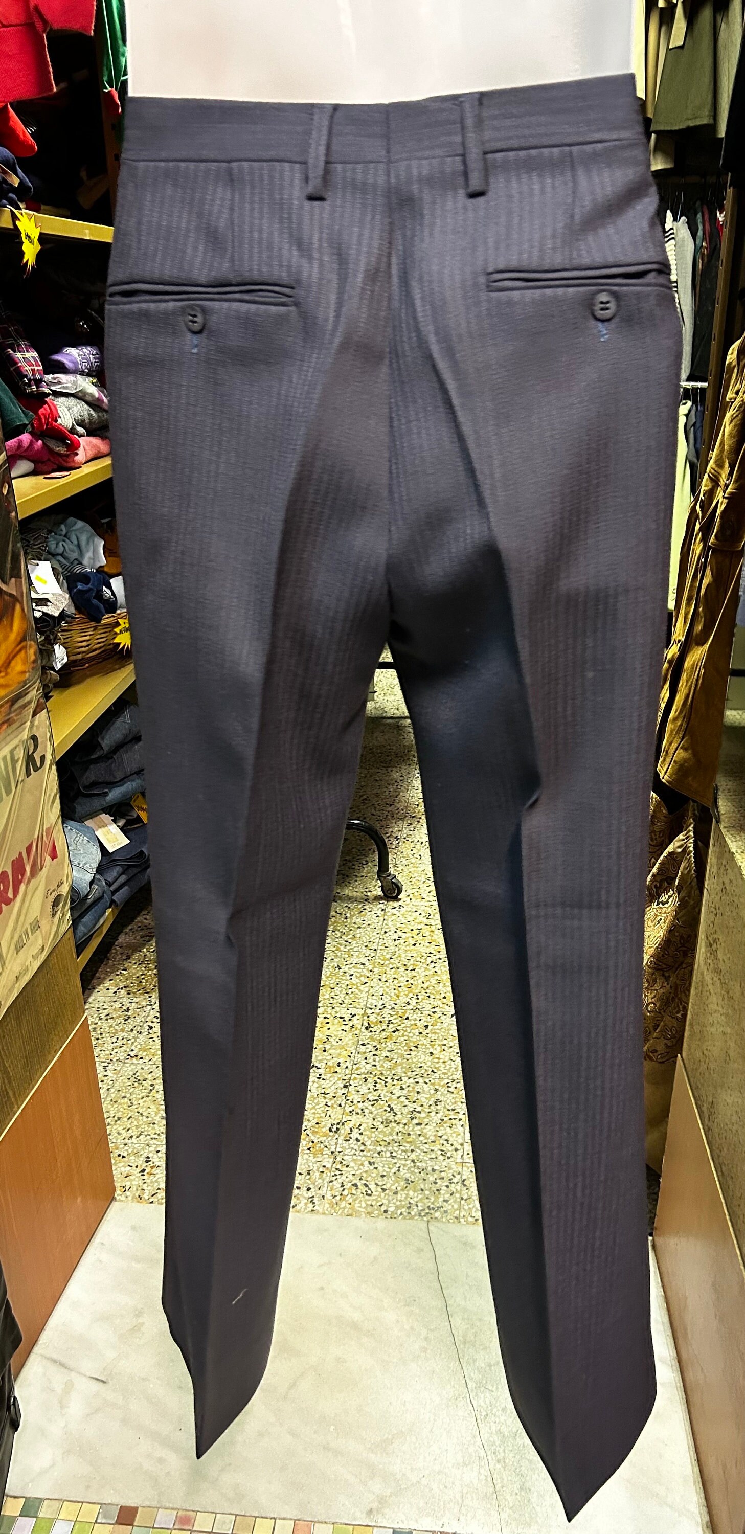 Vintage Early 70s Deadstock Men Suit Grey/lines/three Button/made in ...