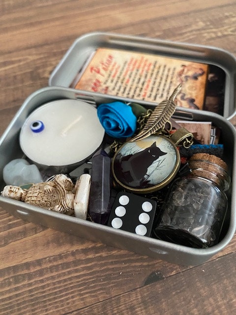 Spell Starter Kit, 30 Items, Crystal Ball, Curiosity Box, Baby Witch ...