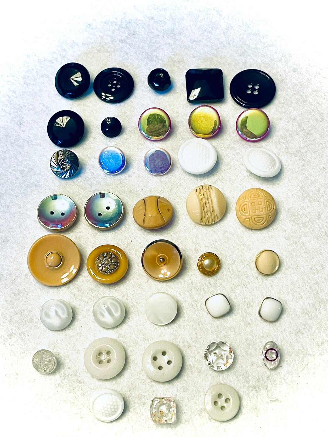 Glass Button Collection Bulk Lot of 38 Assorted Vintage and Modern ...