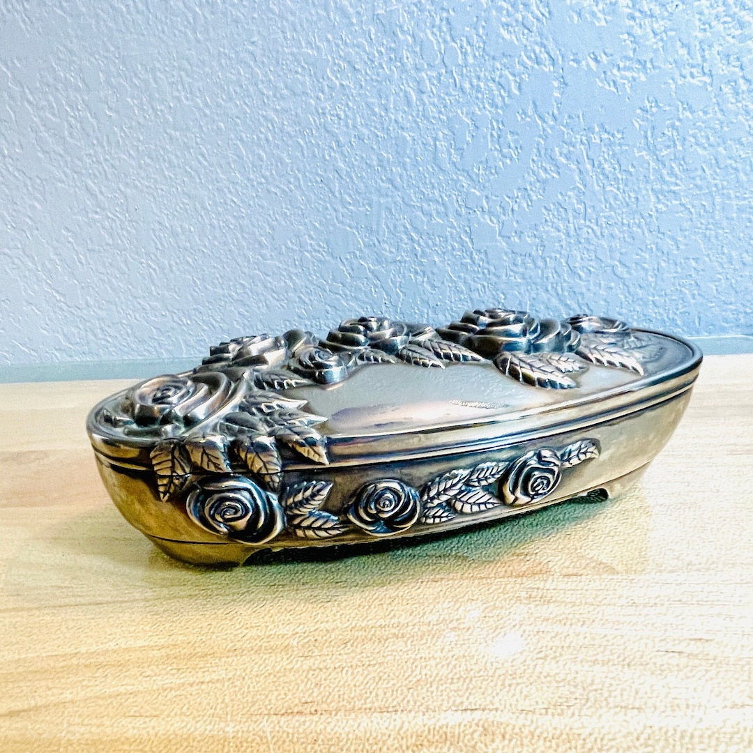 Jewelry Box, Oval, Hinged. Vintage Godinger, Rose Pattern Embossed ...