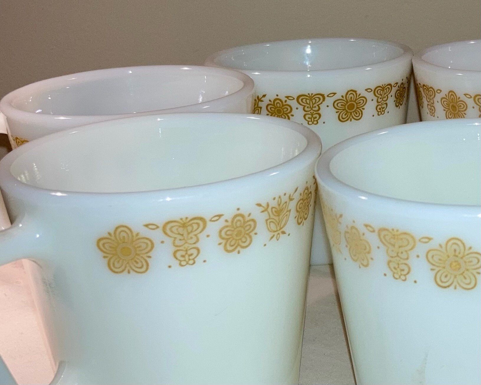 6 six Vintage Pyrex Milk Glass Coffee Mugs With Harvest Gold Butterfly ...