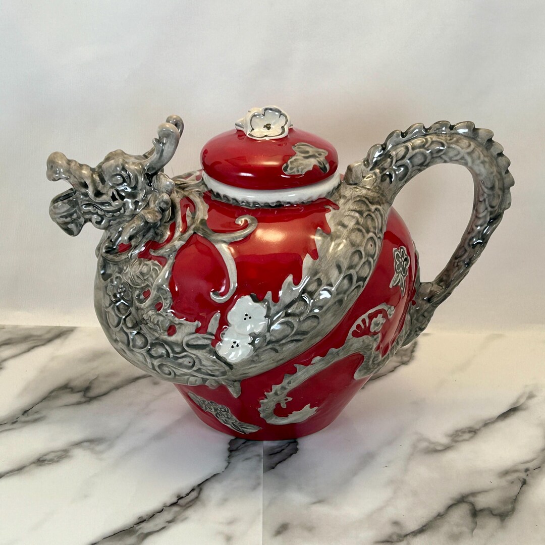 Handpainted Red Dagon Teapot Perfect A Collectors' Gift Great Fairytale ...