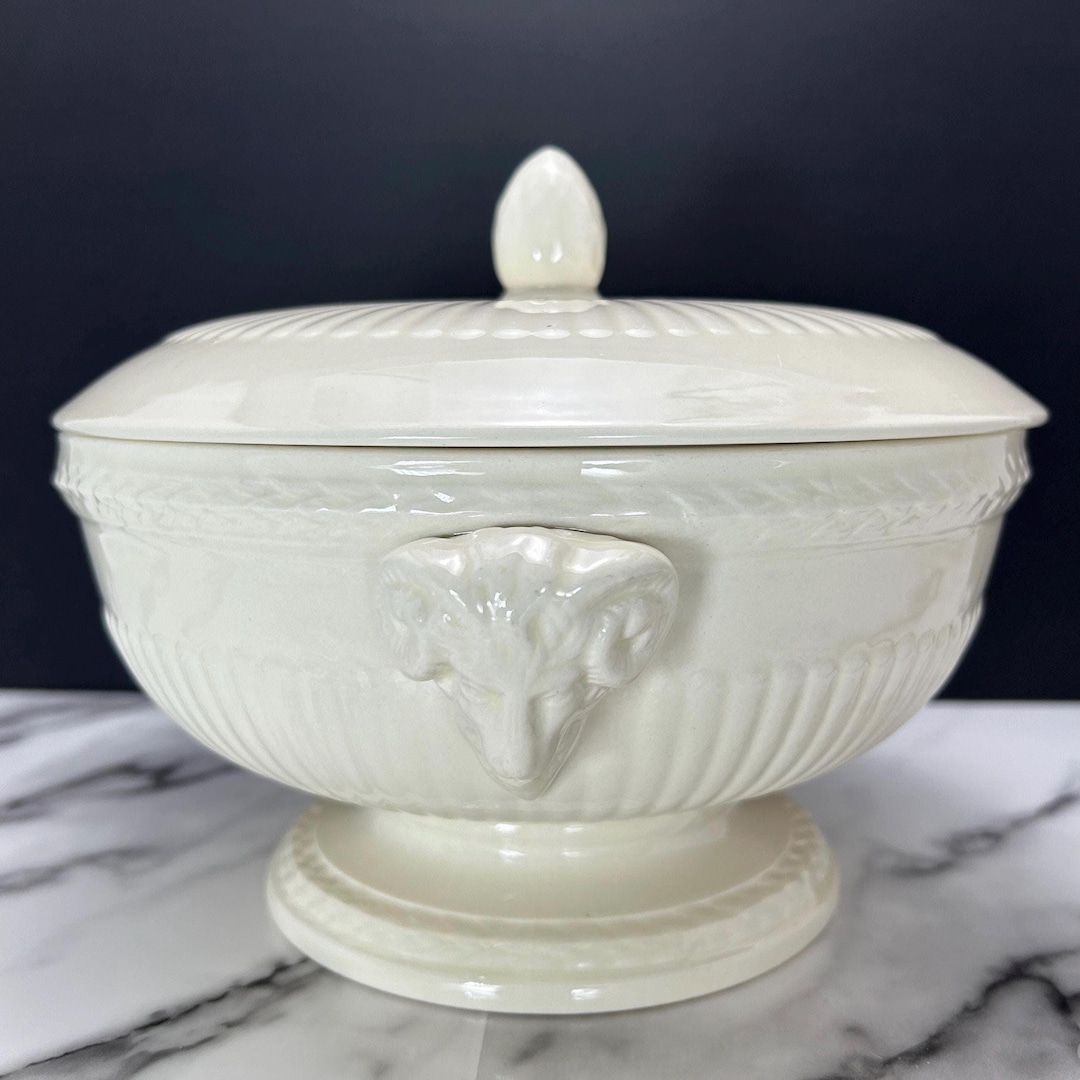 Wedgwood Etruria Barlaston EDME Pattern Queen's Ware Footed Vegetable ...