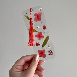 Pressed Flower Bookmark, Laminated Floral Bookmark, Spring Flower ...
