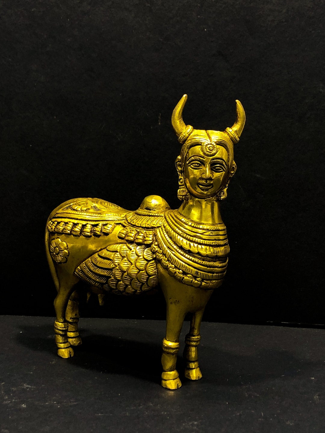 Kamdhenu Cow Statue in Brass, 20 Cm Holy Cow Idol, Showpiece for Home ...