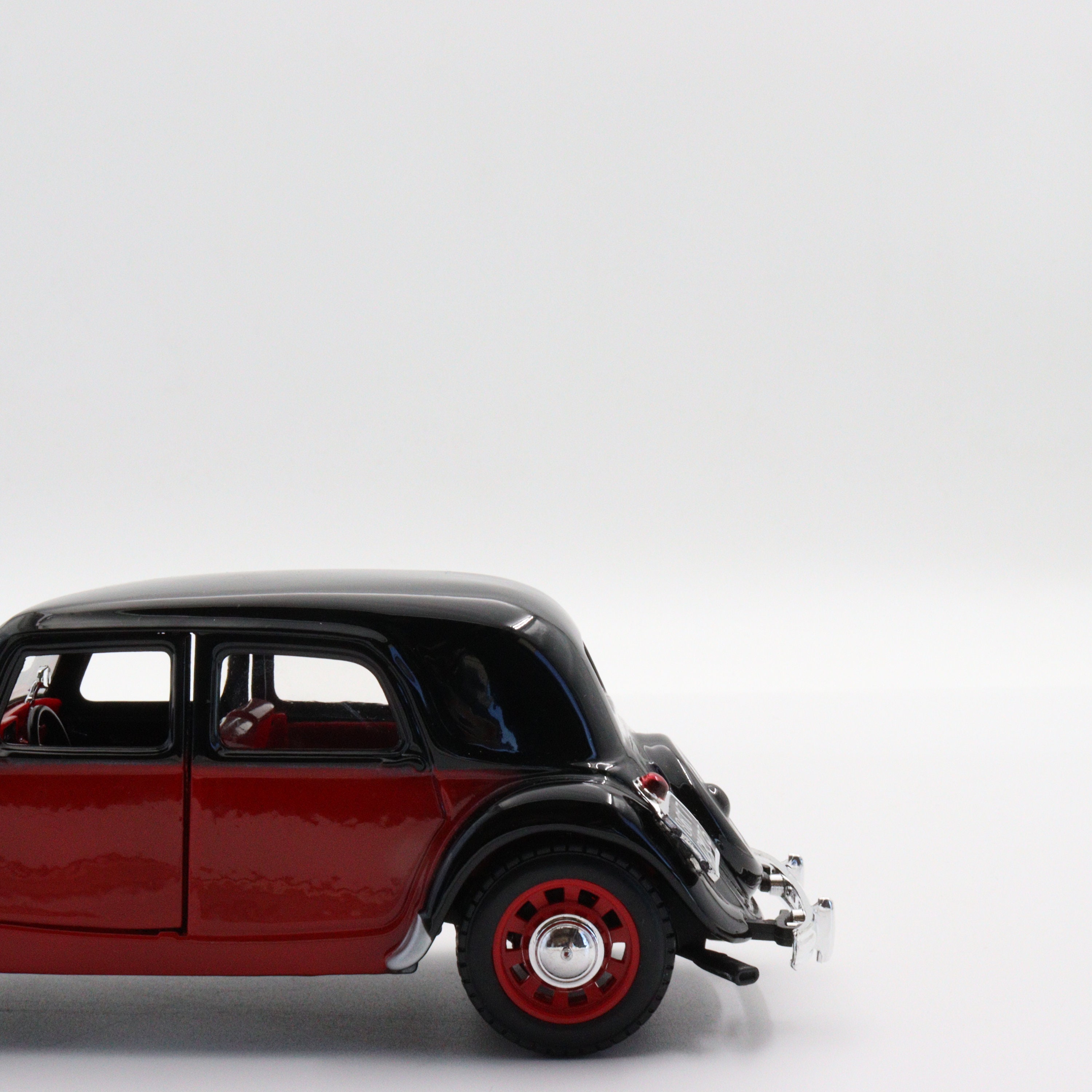 Burago Citroen 15cv 1938 Model Carscale 1:24 Diecast for ...