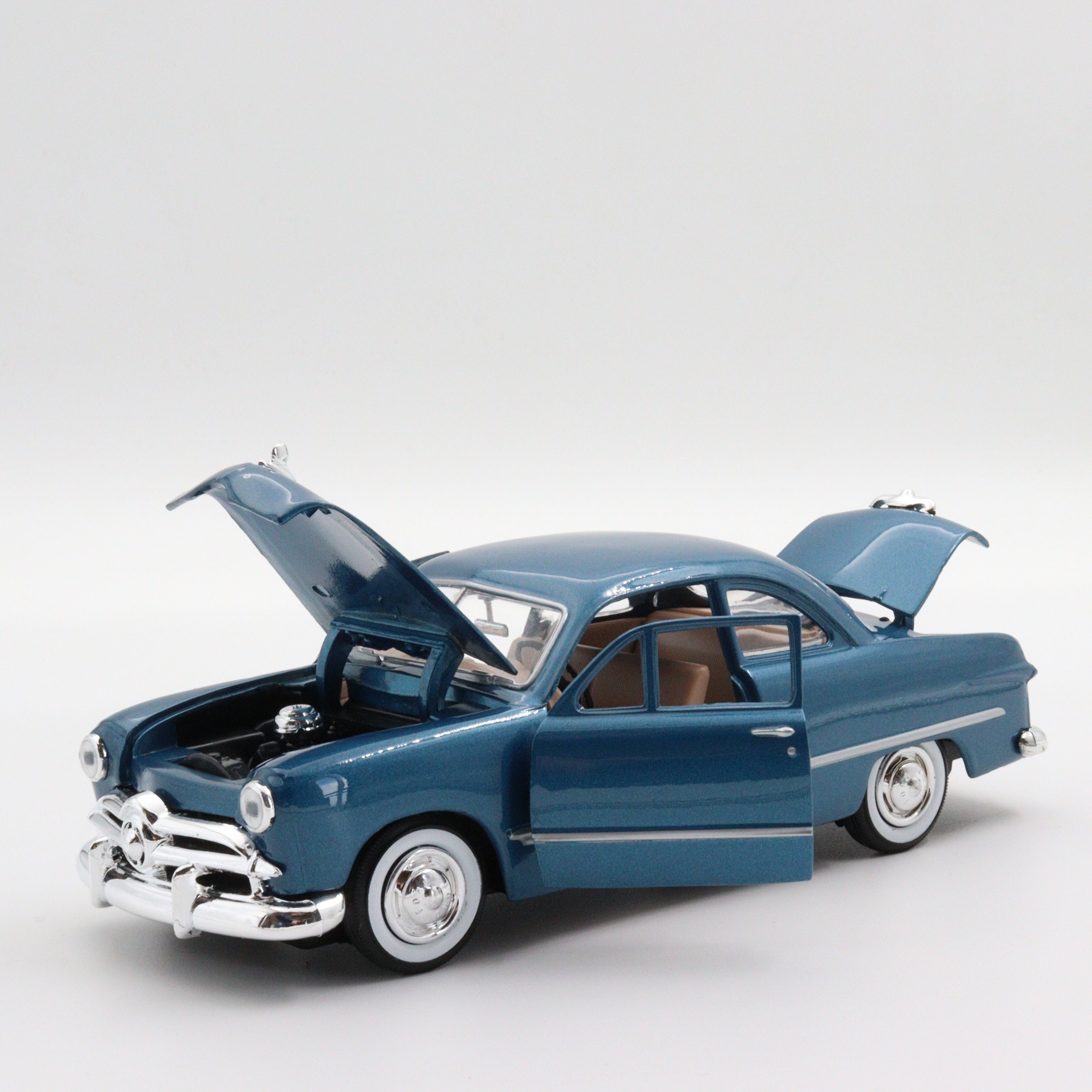 Motormax Ford Couplescale 1:24 Diecast Vintage Carclassic Model ...