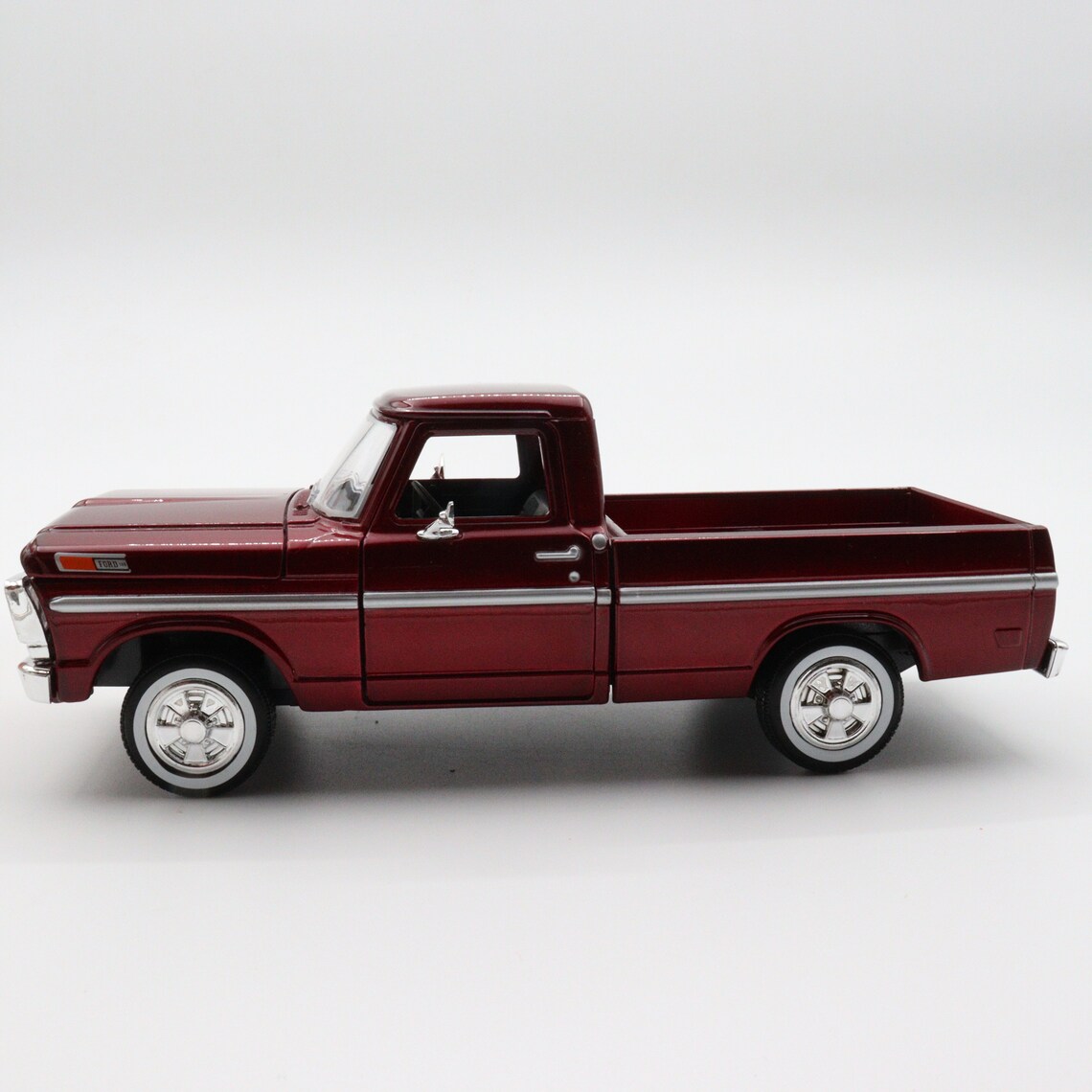 Motormax 1969 Ford F-100 Pickup Model Carscale 1/24 Diecast Carvintage ...