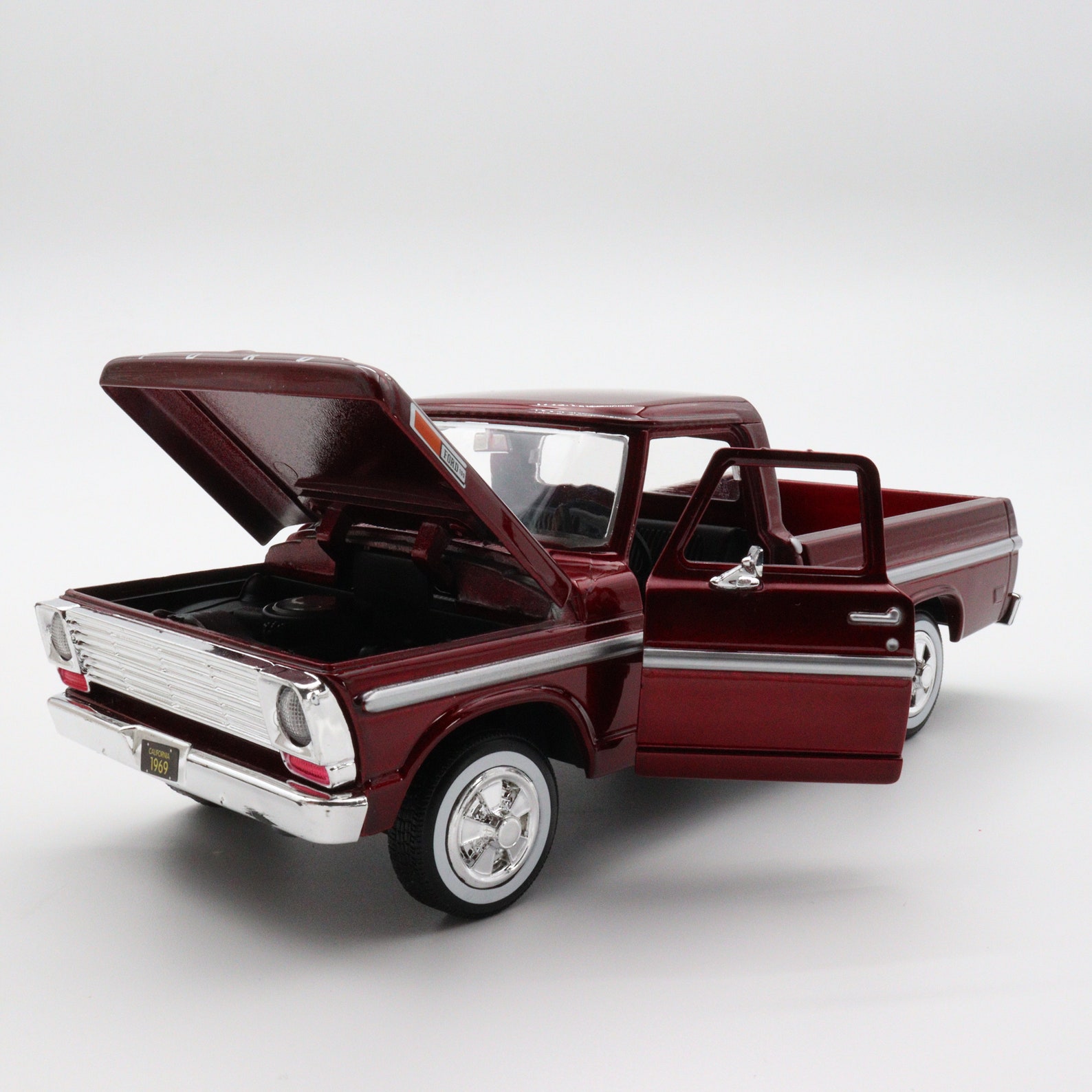 Motormax 1969 Ford F-100 Pickup Model Car|scale 1/24 Diecast Car ...
