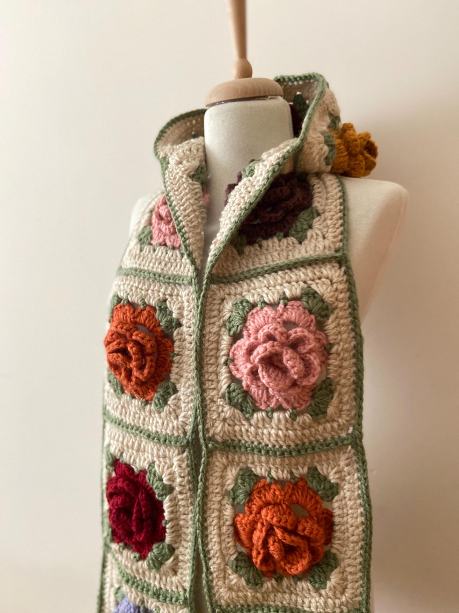 Crochet Rose Hood Scarf: Crochet Scoodie - Etsy