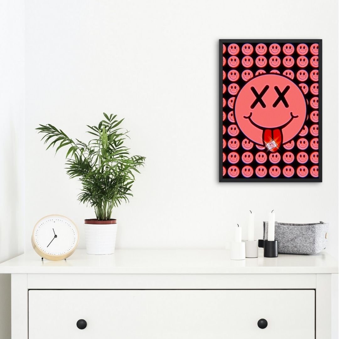 Pink Trippy Smiley Face Poster Download - Etsy