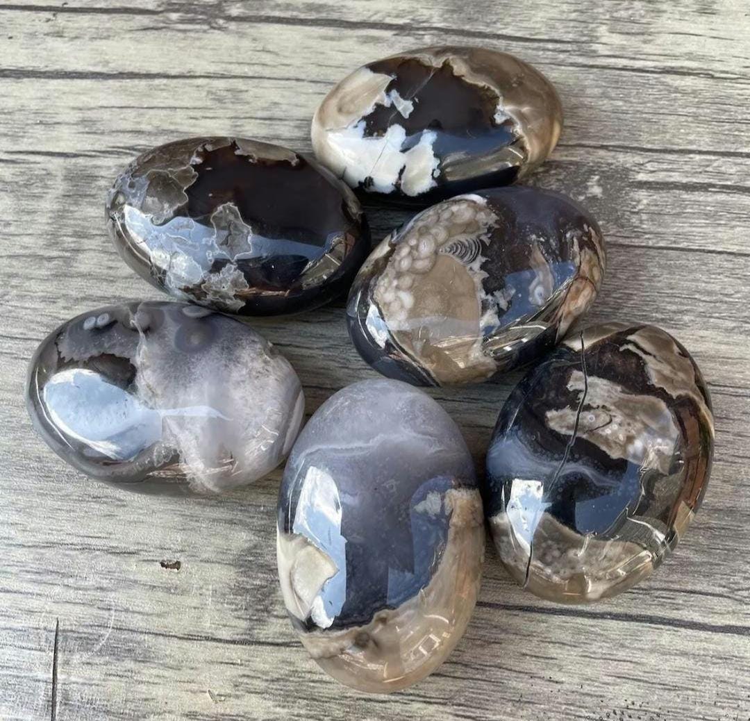 Uv Volcano Agate Palm Stone Meditation, Healing Natural Crystal - Etsy