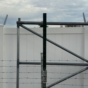 Extend-a-post Vertical Bolt-on T-post Extension X 2' Long - Vineyard ...