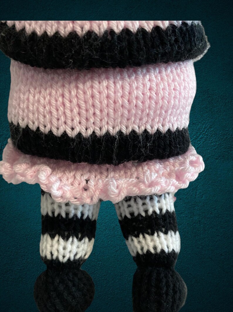 Circular KNITTING MACHINE PATTERN for Knitted Stuffed Gothic Goth Girl ...