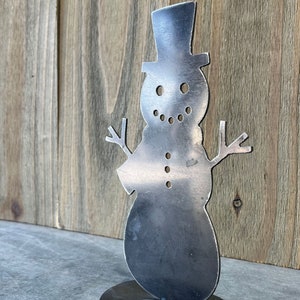 Metal Snowman Decoration: Freestanding Holiday Decor - Etsy