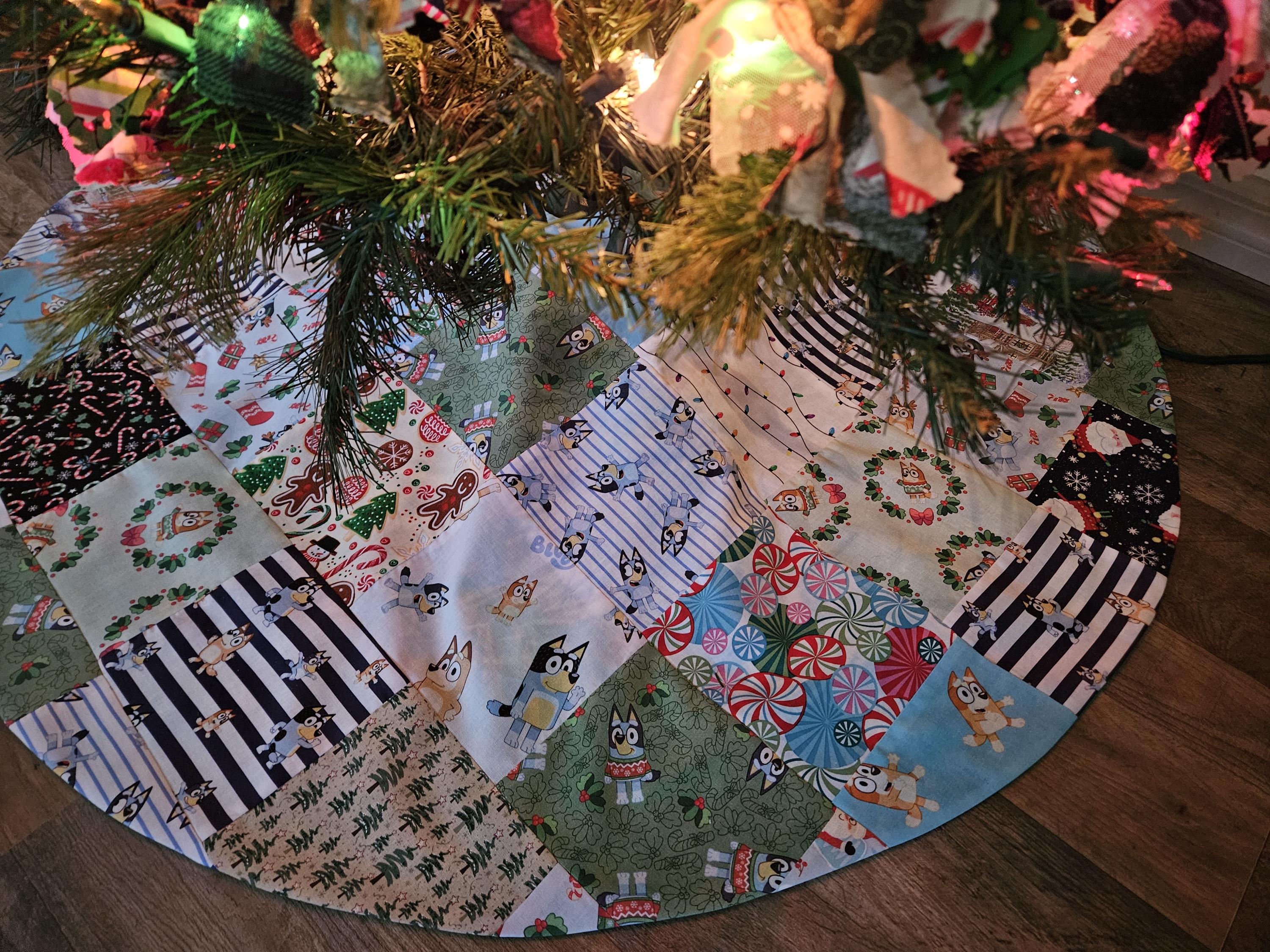 Grandma's Scraps Bluey Christmas Tree Skirts - Etsy