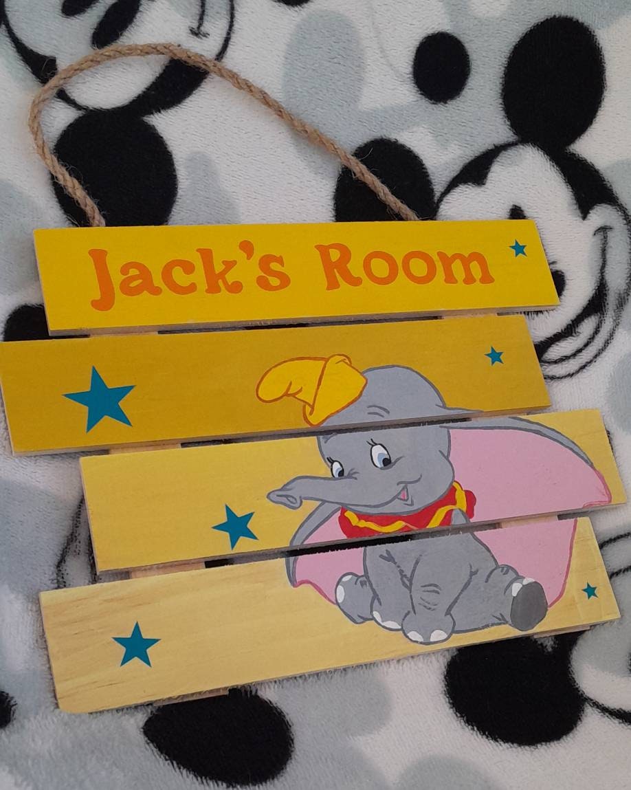 Disney Dumbo Door Sign Wall Wooden Hanging Plaque. Handpainted ...