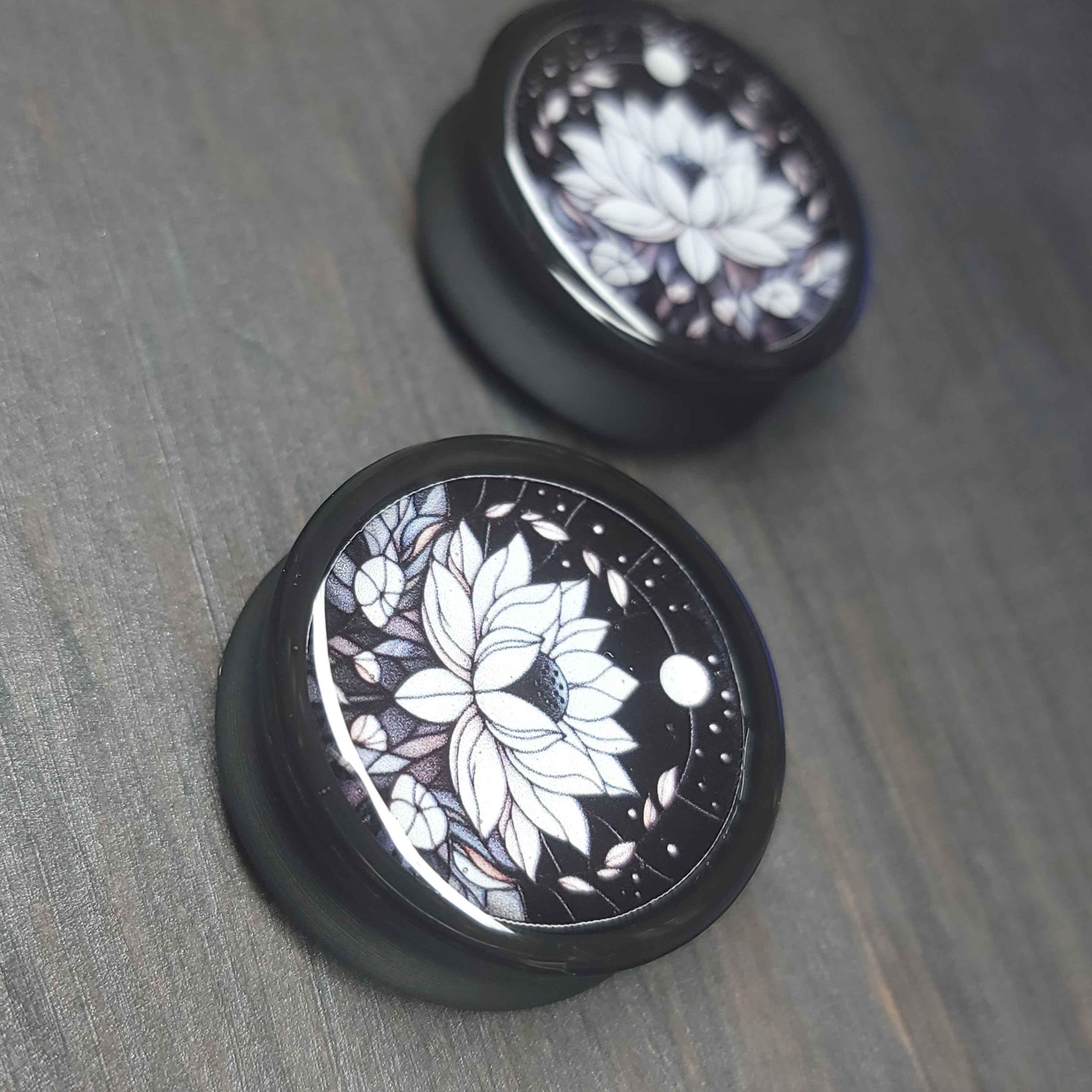 Stained Glass Moon Lotus Plugs: Biopolymer Gauges (pair) - Etsy