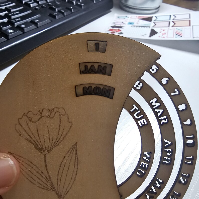 Personalized Perpetual Wooden Calendar - Sustainable Desk Organizer ...