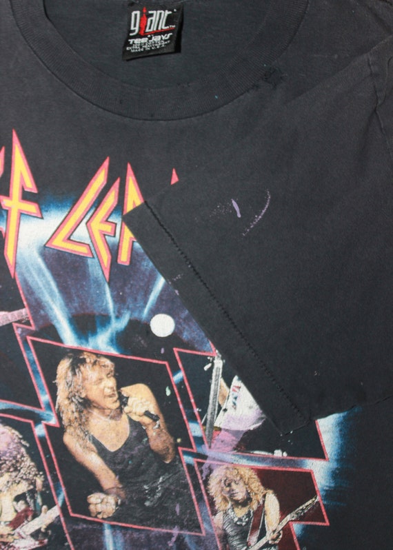 Def Leppard Tee - Gem