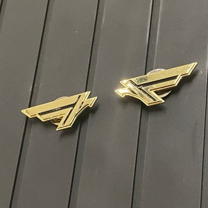 Fan Made House Duke Falcon Collar Pins Prop Replica - Etsy