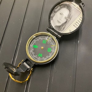 Captain America Compass Agent Carter Peggy Hayley Atwell Prop Replica ...